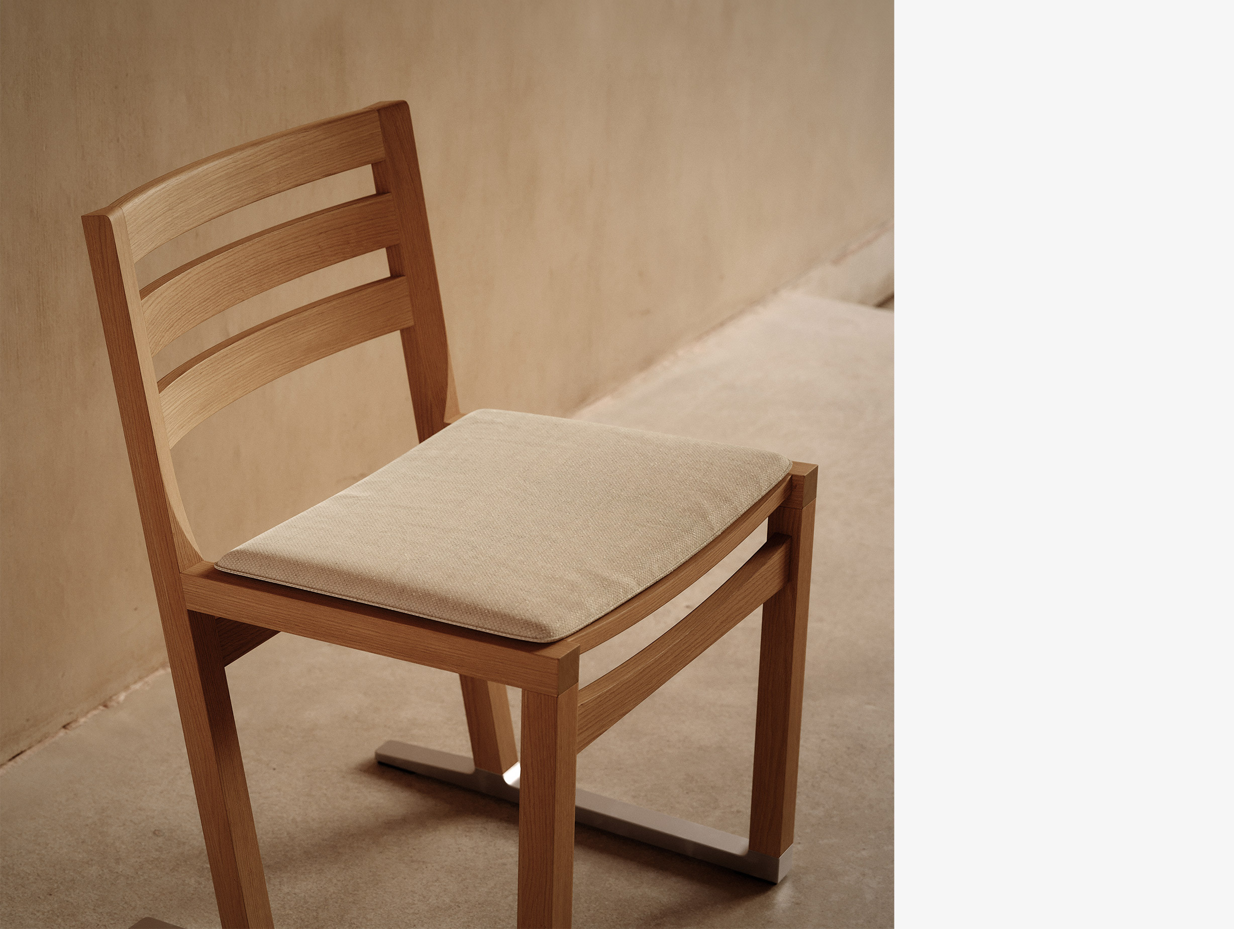 Lean Outdoor Chair | Viaduct Furniture