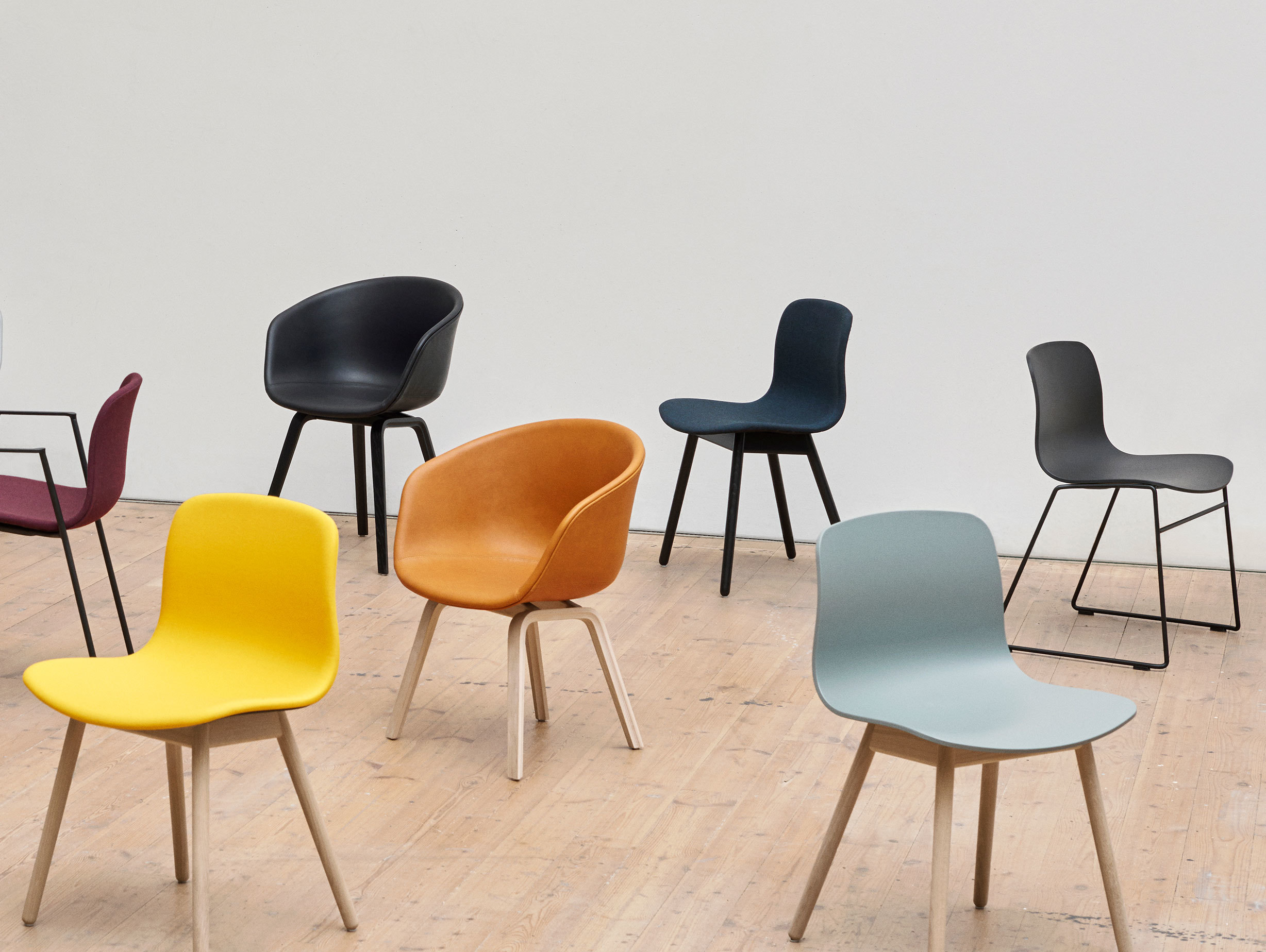 AAC12 About A Chair | Viaduct Furniture