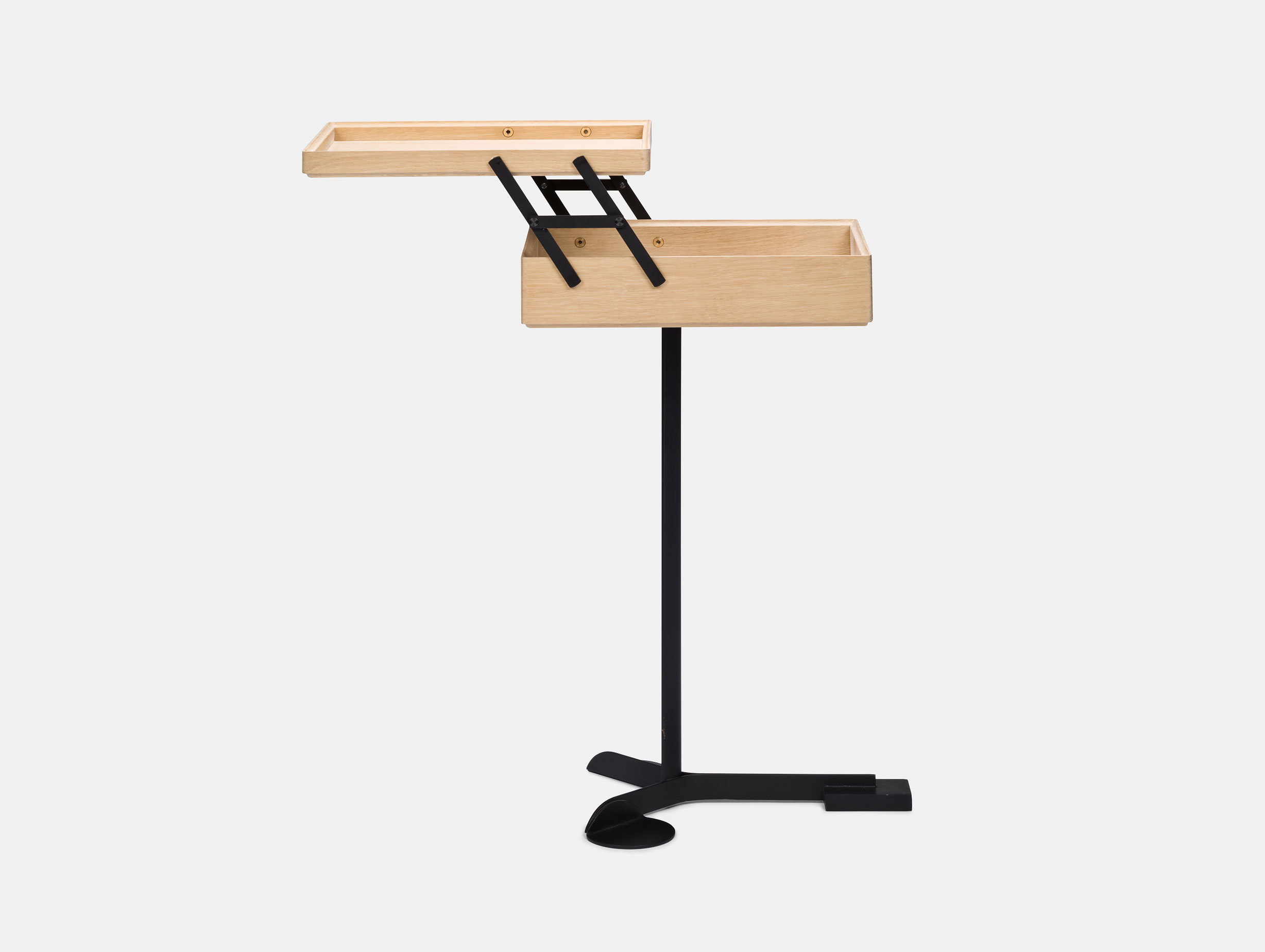 Comodo | Viaduct Furniture